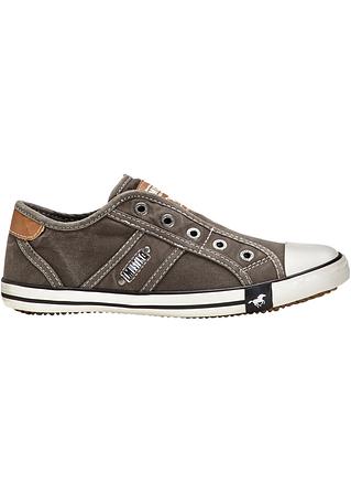 Le migliori scarpe da uomo di marca sono in offerta da Bonprix